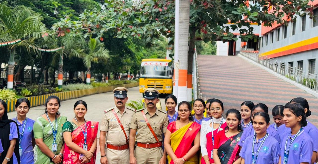 Moogambigai College of Nursing